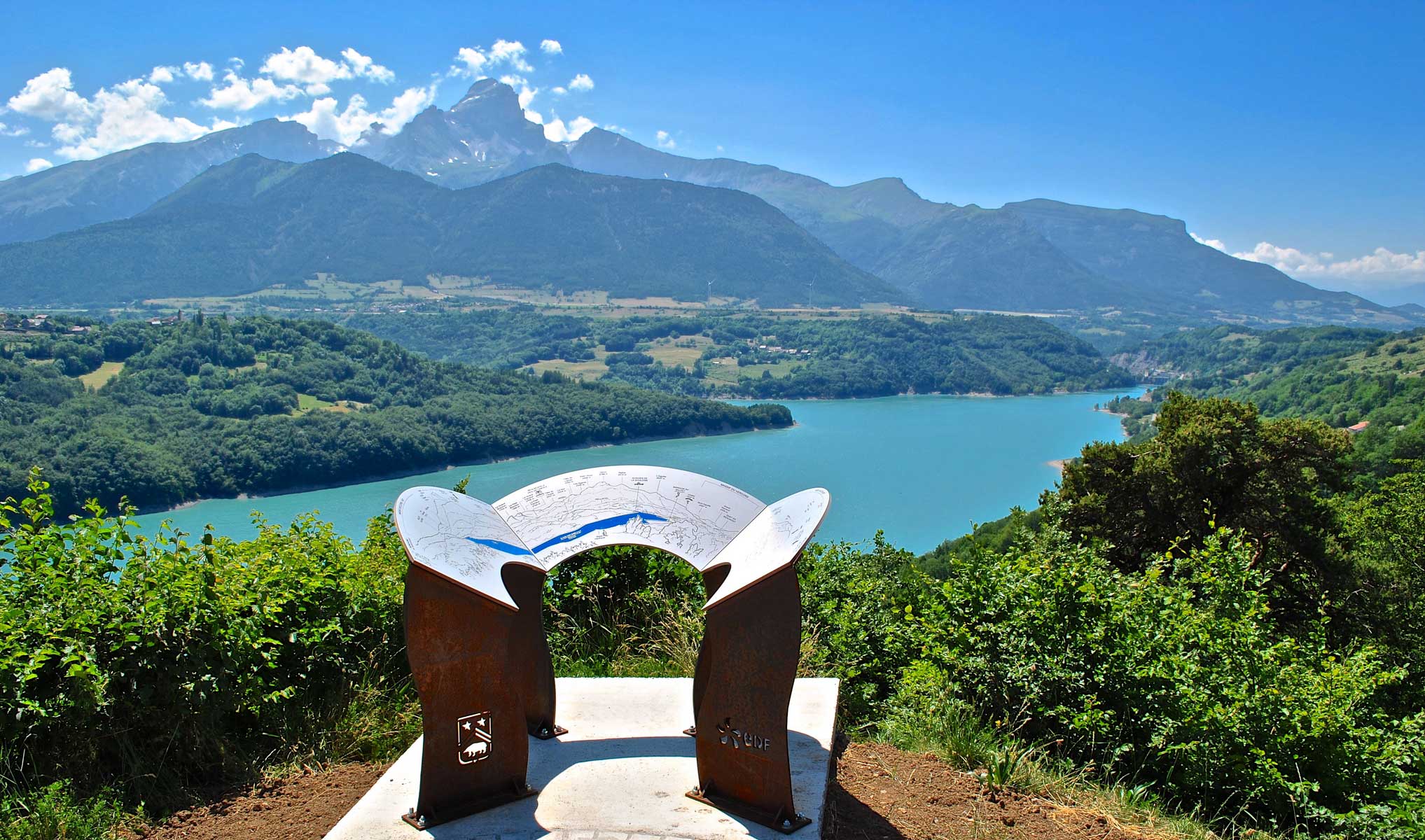 Corps | Alpes | Route Napoléon - ANERN